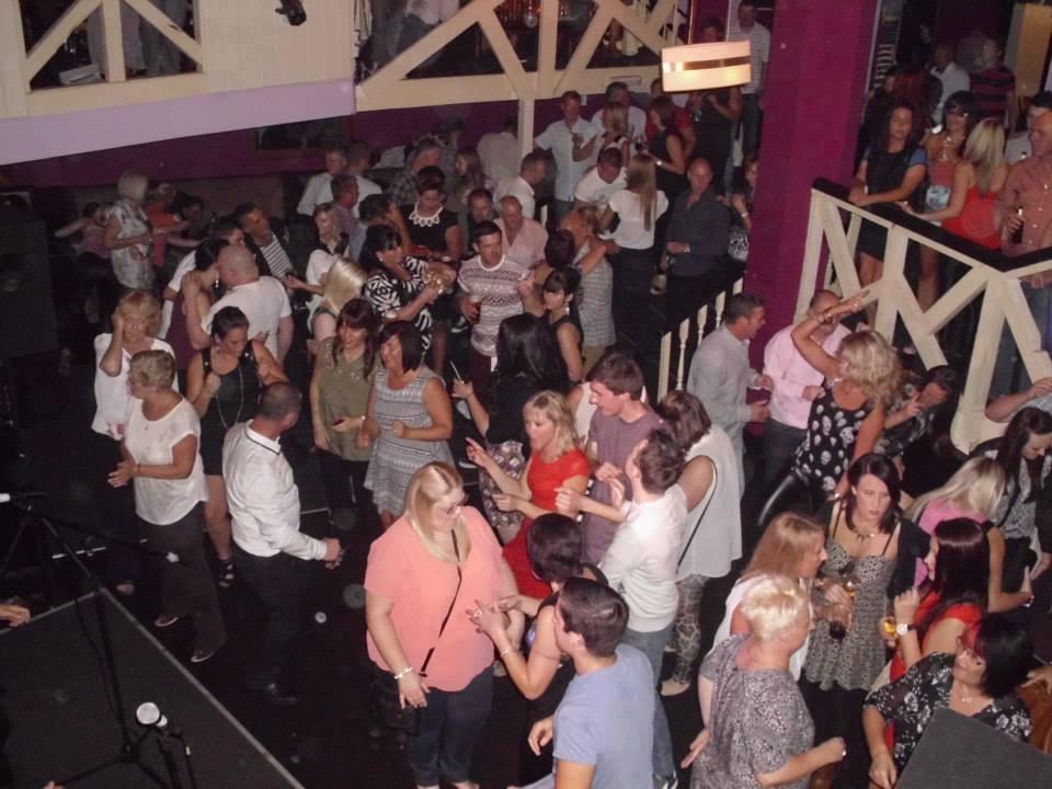 The Colonial Bar · Horndean | Booked.it