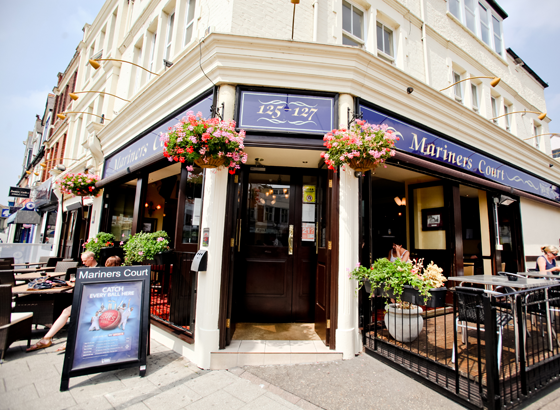 Mariners Court Bar & Restaurant · Leigh-On-Sea | Booked.it