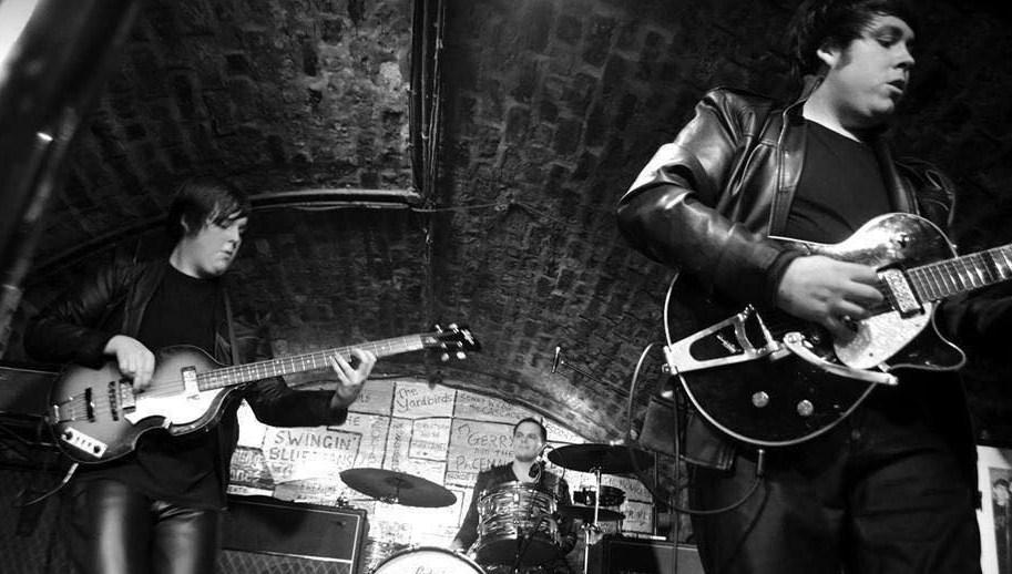 Legends Bar Batley · Batley | Booked.it