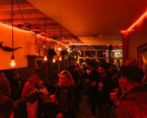 Beasy Bar · Soho | Booked.it